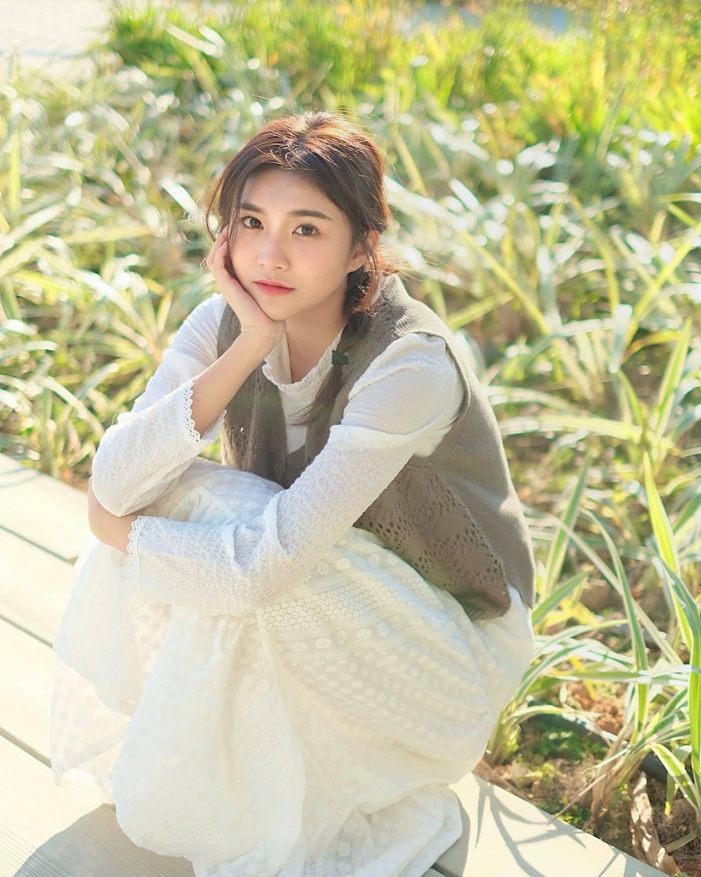 文青女神Cissy 晒比堅尼泳照 展現弗爆身段惹網民熱捧 | 最新娛聞 | 東方新地