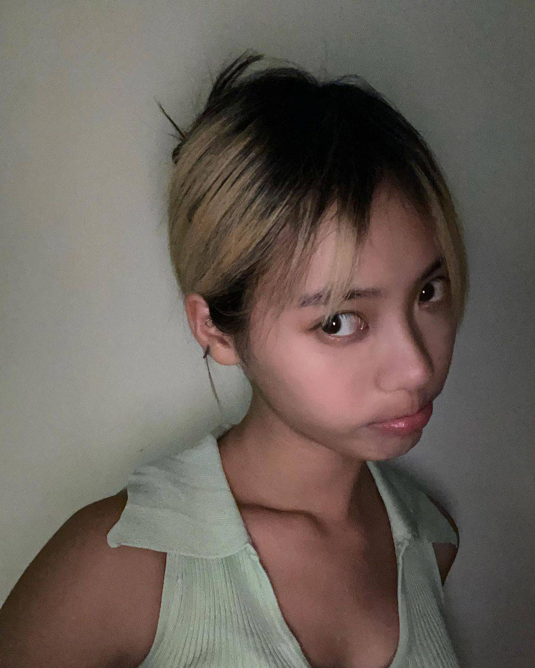 陳凱詠Jace被掟入雪櫃 環球絕情回應冇彎轉？ AGA鞏固一姐地位 | 最新娛聞 | 東方新地