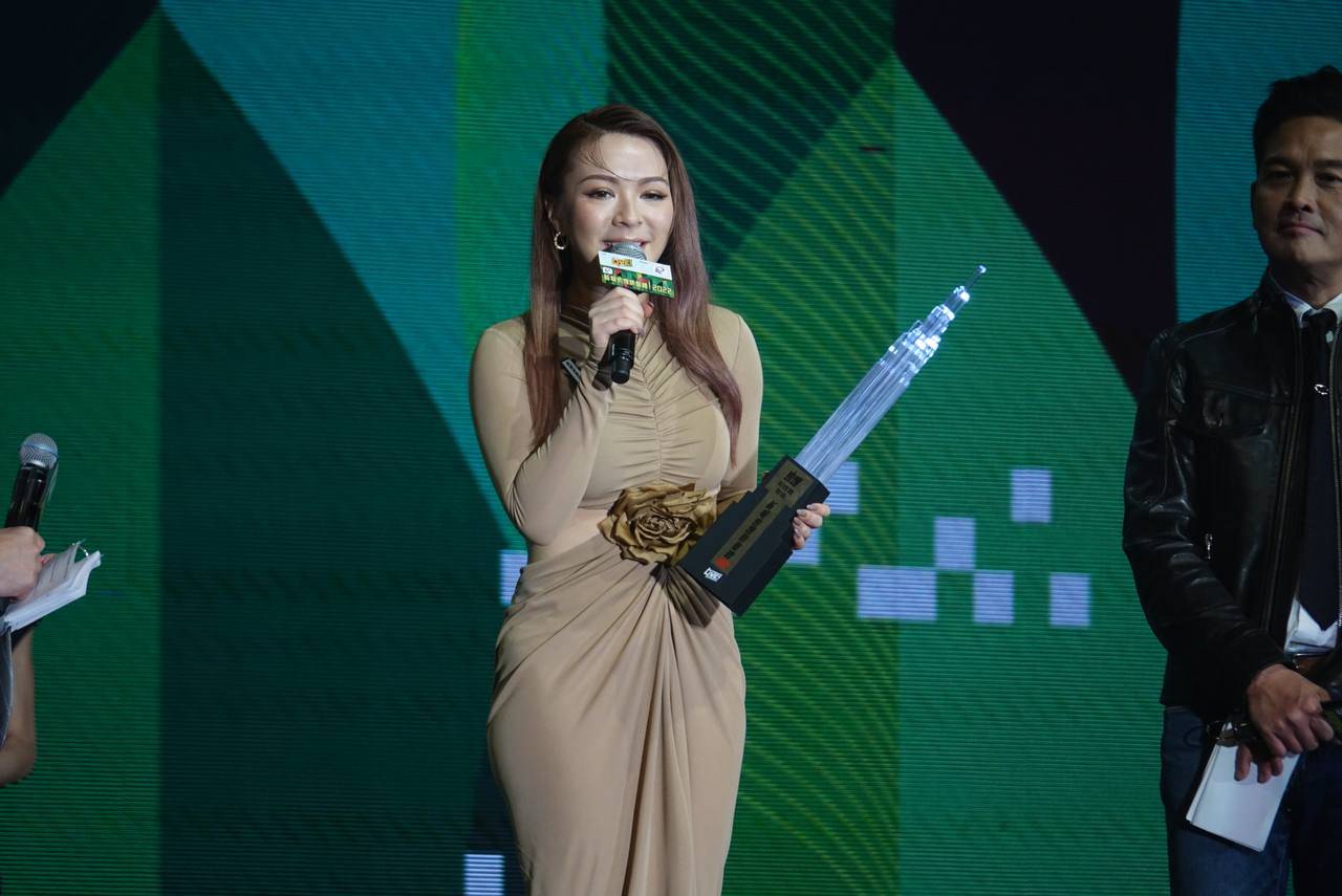 ViuTV播新城勁爆頒獎禮 重溫騎呢花生位 AfterClass罕有現身敵台！ | 最新娛聞 | 東方新地