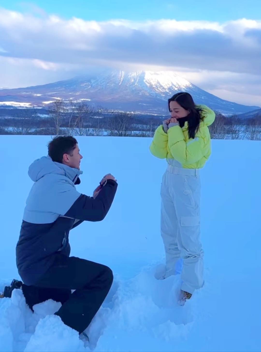 《1人婚禮》中法混血KOL 林欣 J Lou 現實獲男友求婚等做靚新娘 | 最新娛聞 | 東方新地