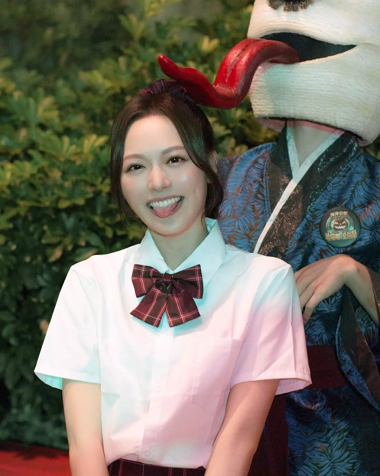 馮盈盈清純校服Look點睇? | LIHKG 討論區